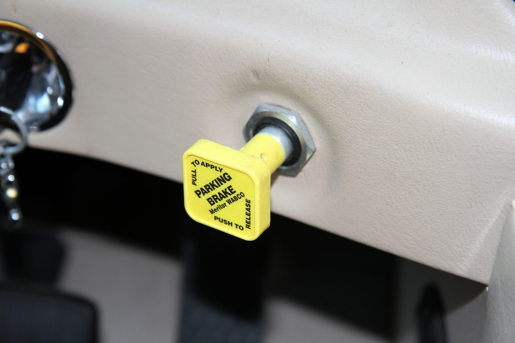 Introduction to Air Brakes | National Indoor RV Centers