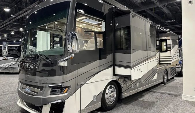 2024 Newmar New Aire RV Tour with Angie Morell - National Indoor RV ...