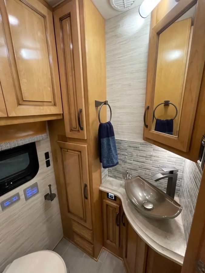 2024 Newmar Dutch Star RV Tour with Angie Morell - National Indoor RV ...