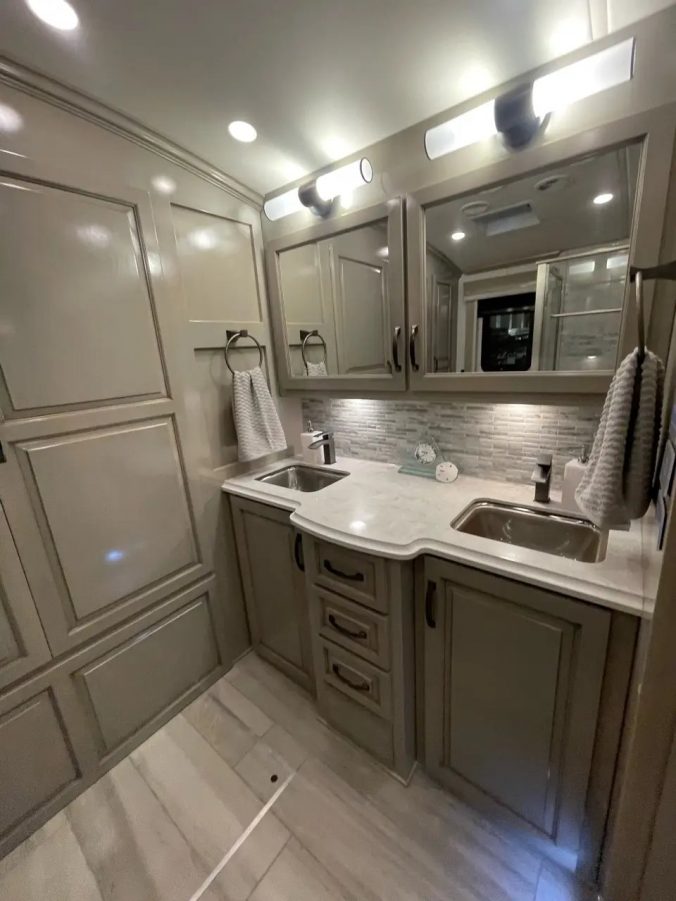 2024 Newmar Dutch Star RV Tour with Angie Morell - National Indoor RV ...