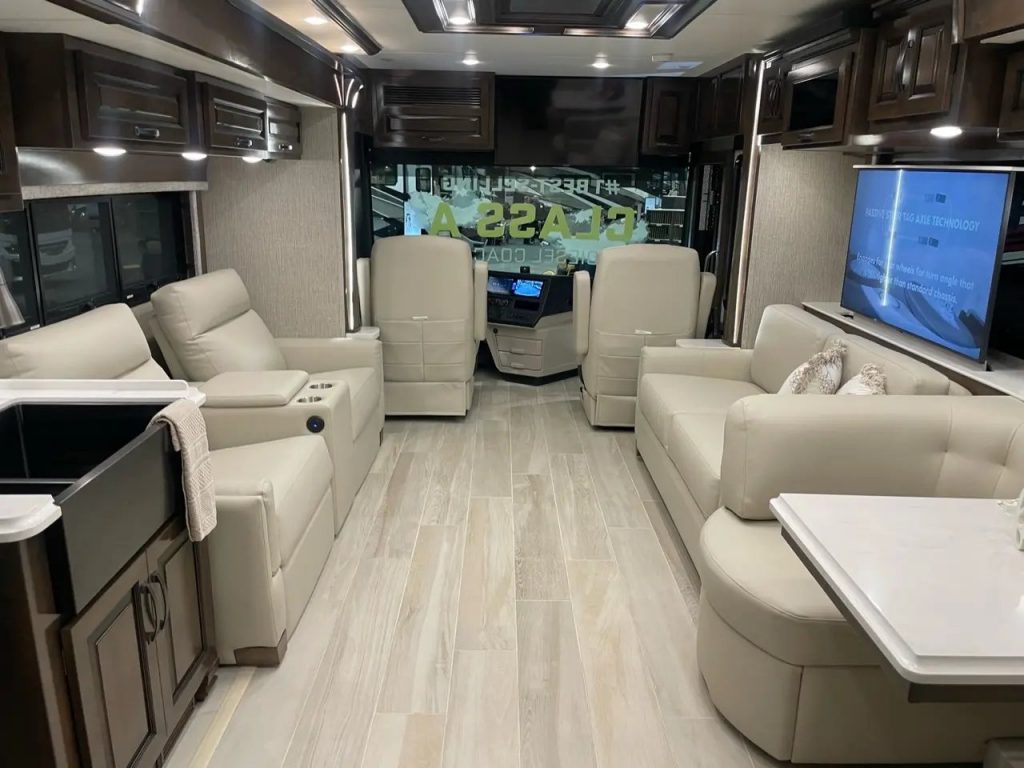 2024 Newmar Dutch Star RV Tour with Angie Morell - National Indoor RV ...