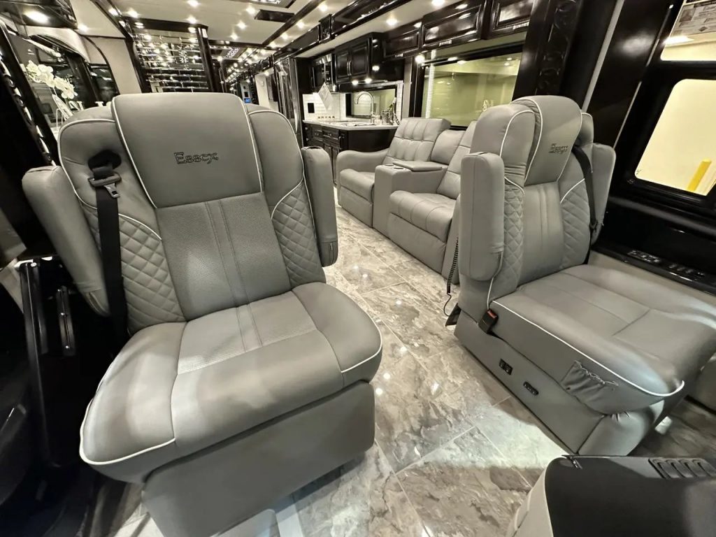 2024 Newmar Essex RV Tour with Angie Morell - National Indoor RV ...