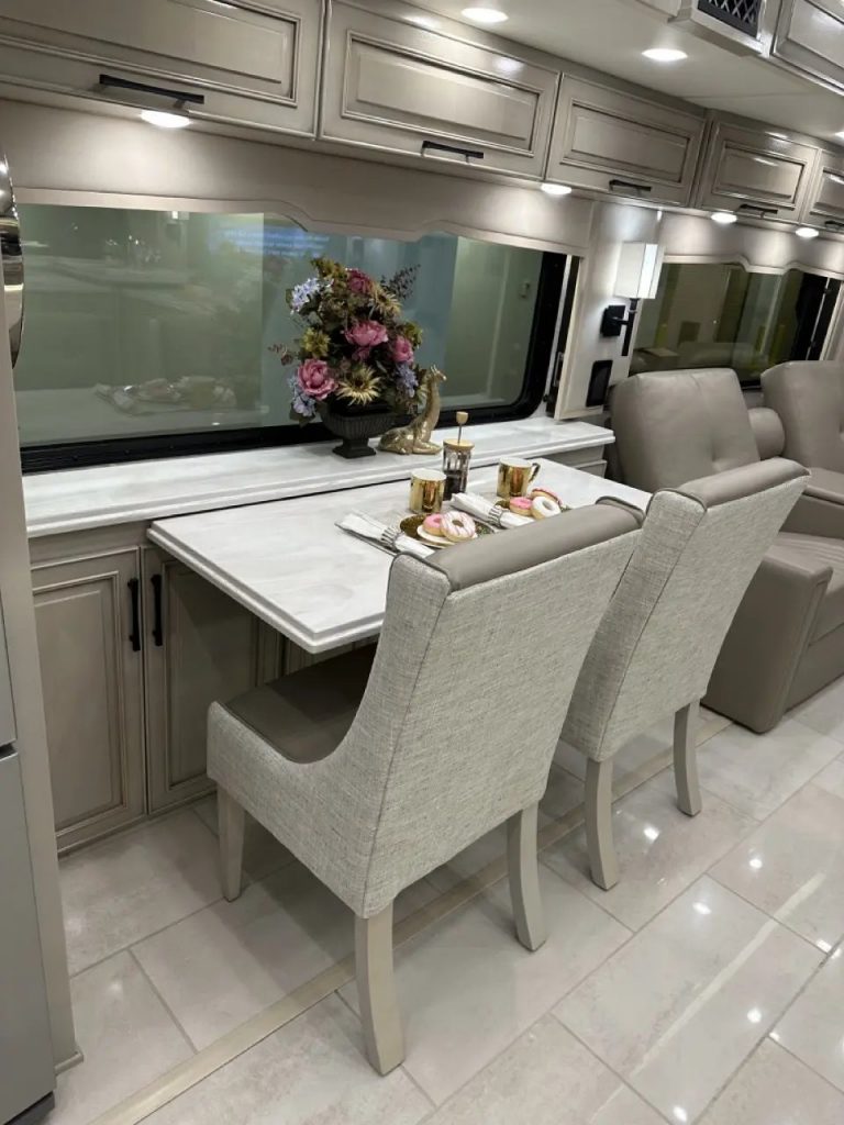 2024 Newmar London Aire RV Tour with Angie Morell - National Indoor RV ...