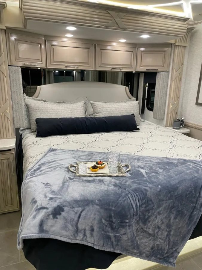 2024 Newmar Mountain Aire RV Tour with Angie Morell - National Indoor ...