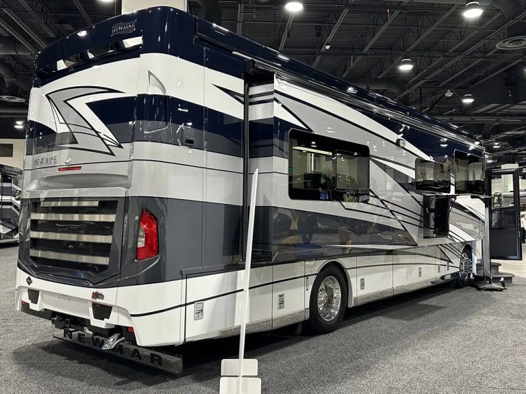 2024 Newmar New Aire RV Tour with Angie Morell - National Indoor RV ...