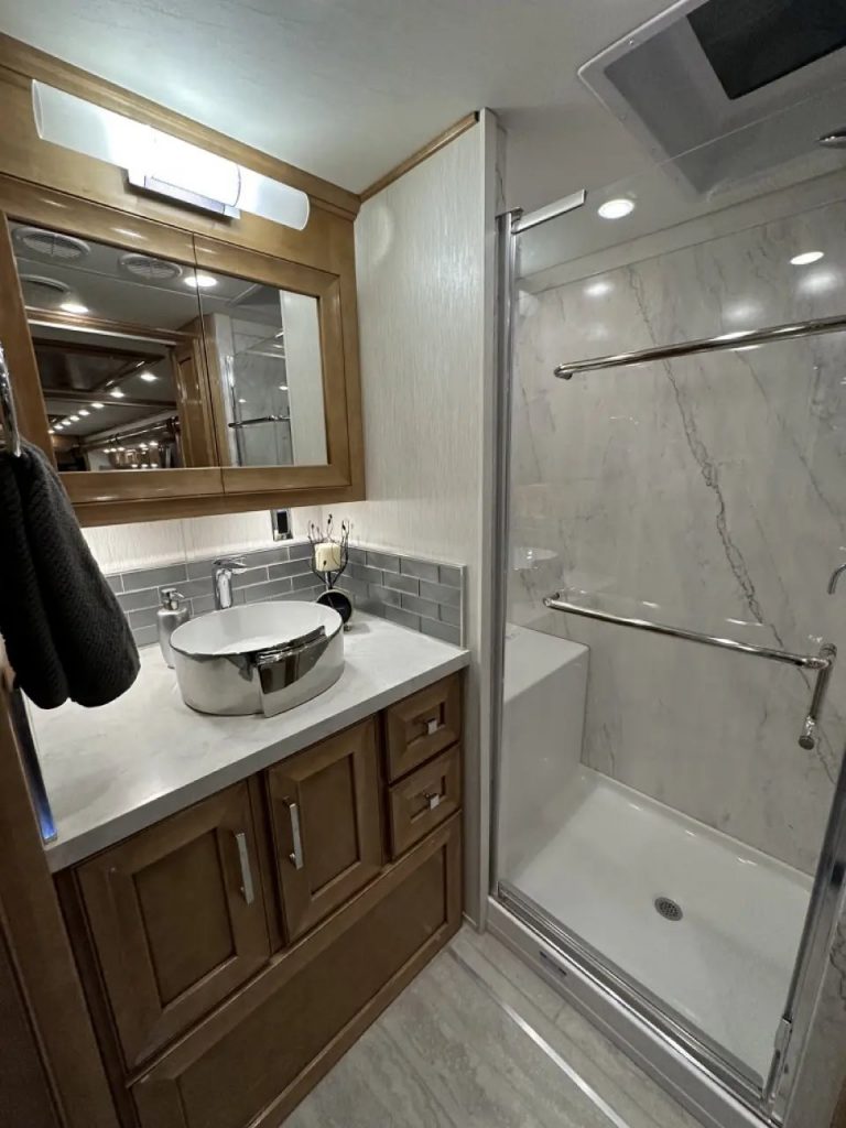 2024 Newmar Ventana RV Tour with Angie Morell - National Indoor RV ...